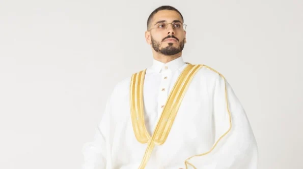 What Is a Bisht - alqamees